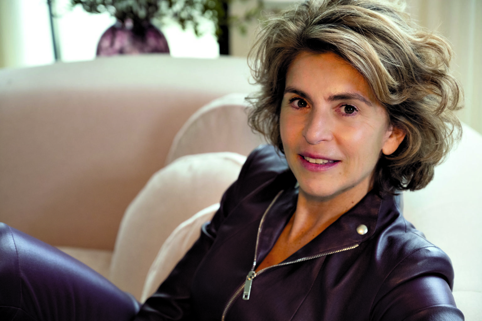 Une plongée dans la société russe avec Anne Nivat – Journal le Ô